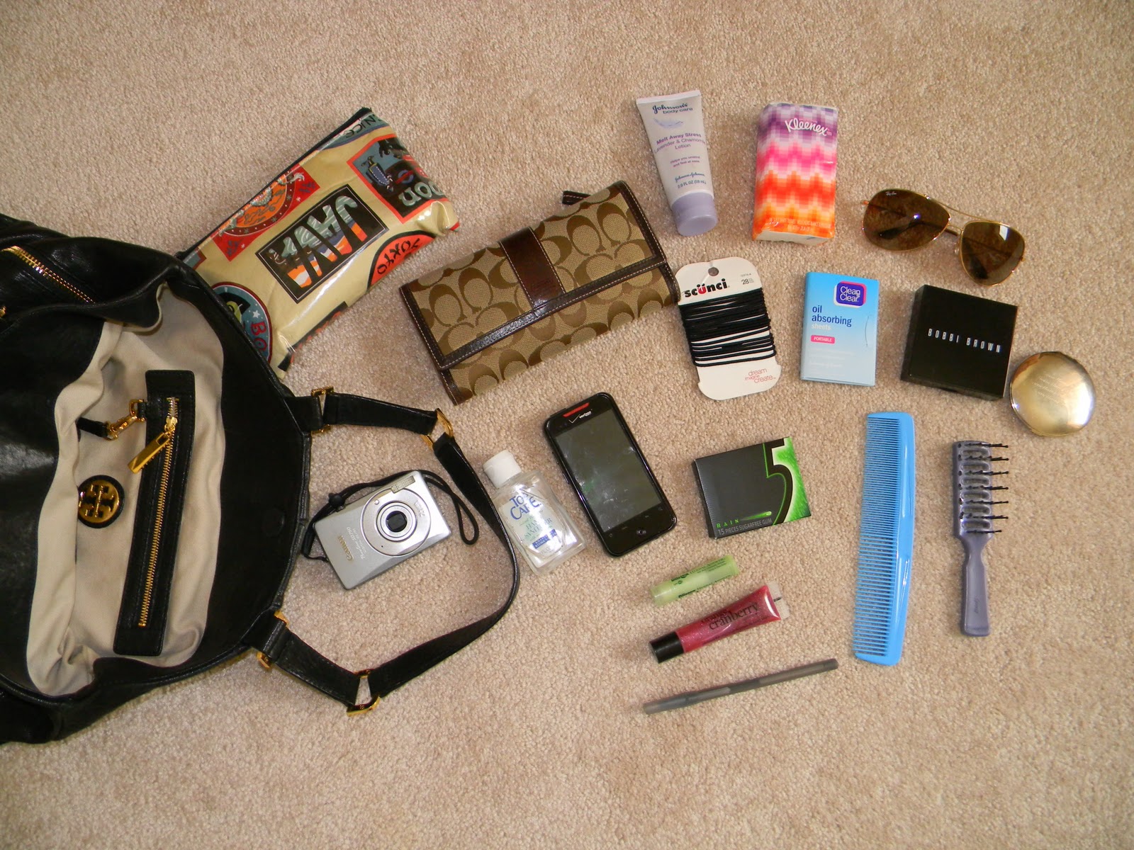 Classically Eclectic: What's In Your Bag Wednesday #11