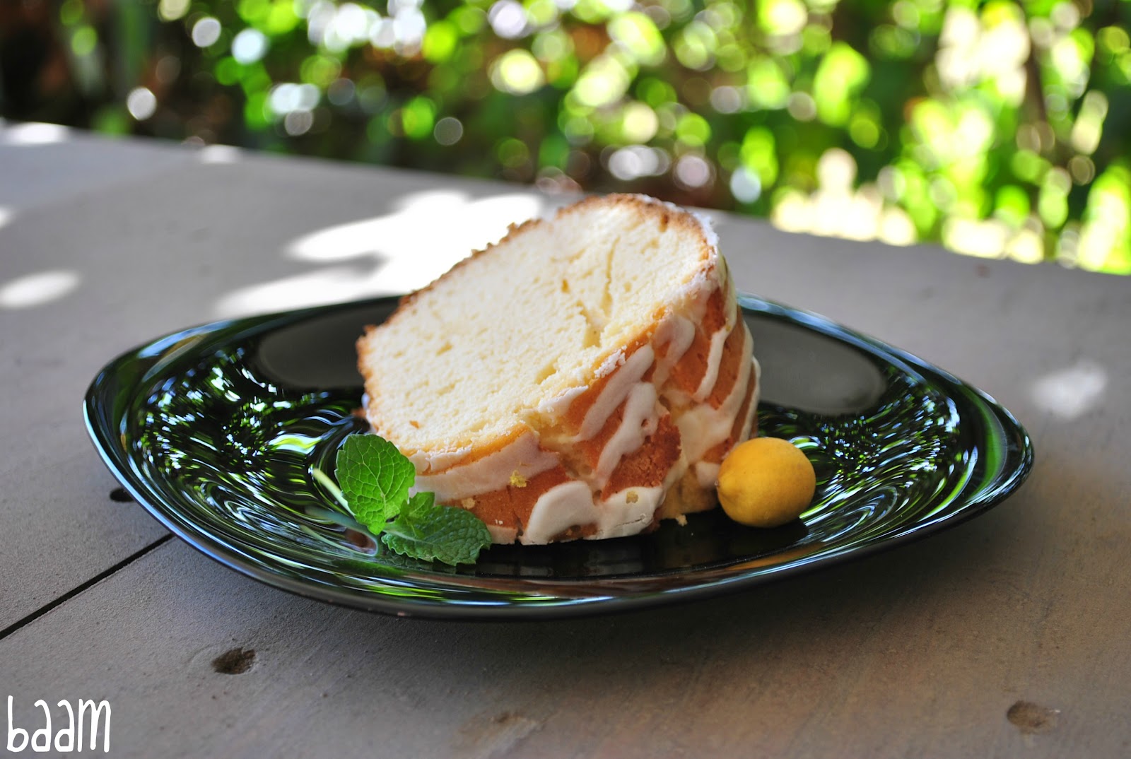 Beti Vanilla: Lemon Zest Bundt Cake