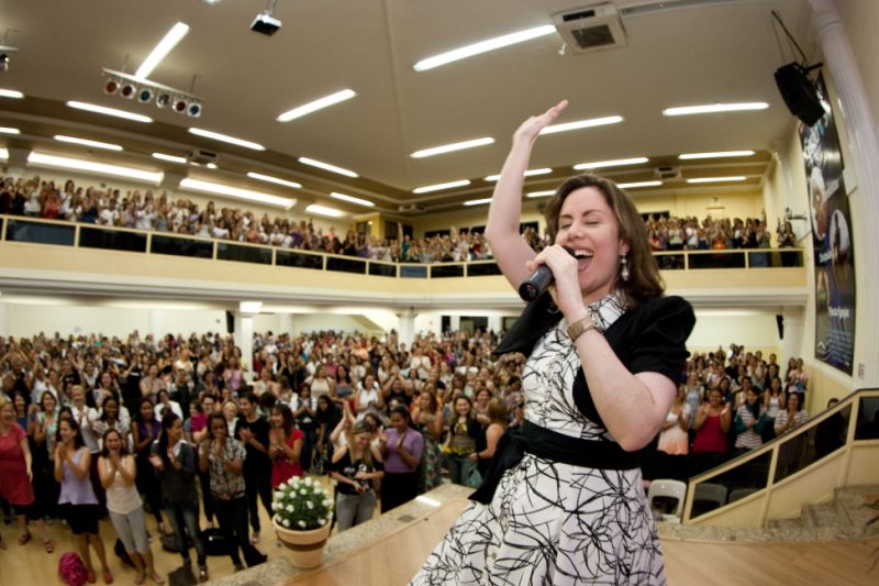 mujeres predicadoras, mujeres pastoras, mujeres profetas: pastora Sarah ...