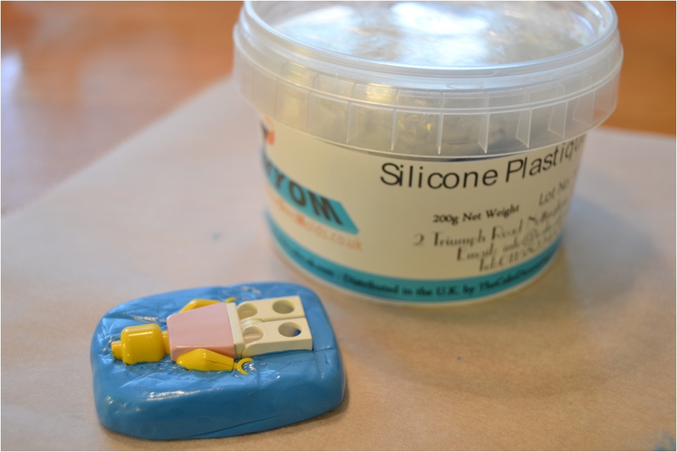 Sweet Dreams and Sweet Living: Silicone Plastique® mold making putty