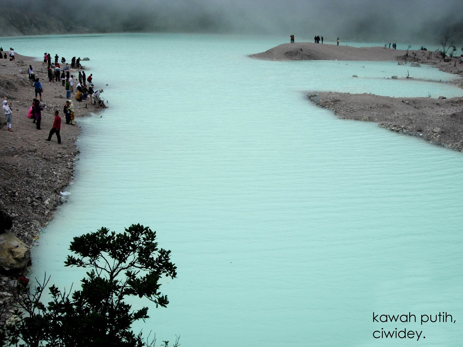 the beauty of indonesia: White Crater (Kawah Putih)