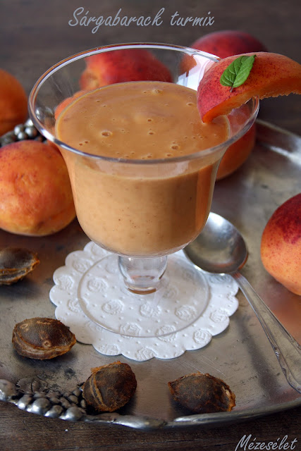 Mézesélet: Sárgabarack turmix