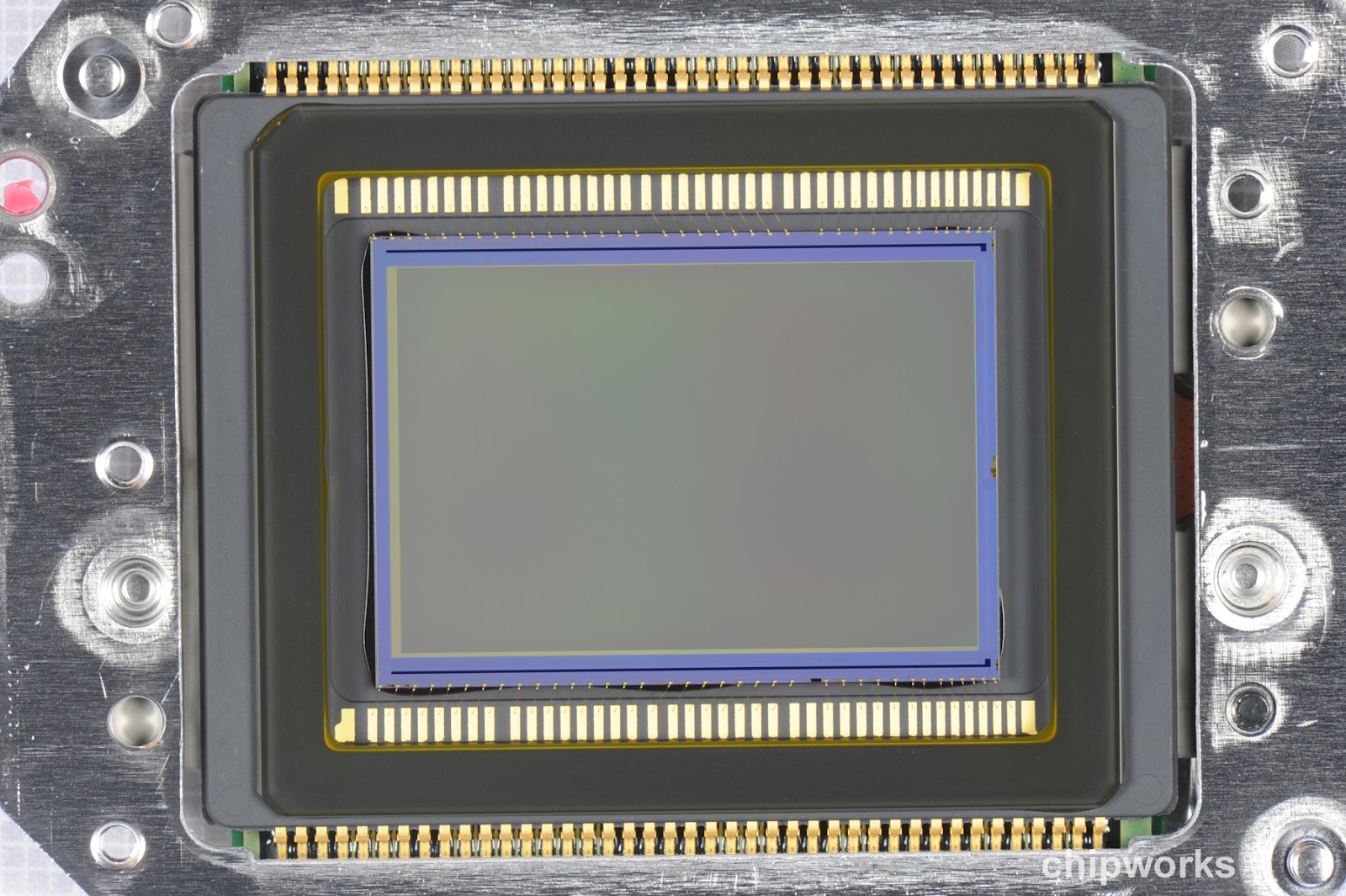Image Sensors World: Chipworks Shows Phase AF Pixels in Canon DSLR
