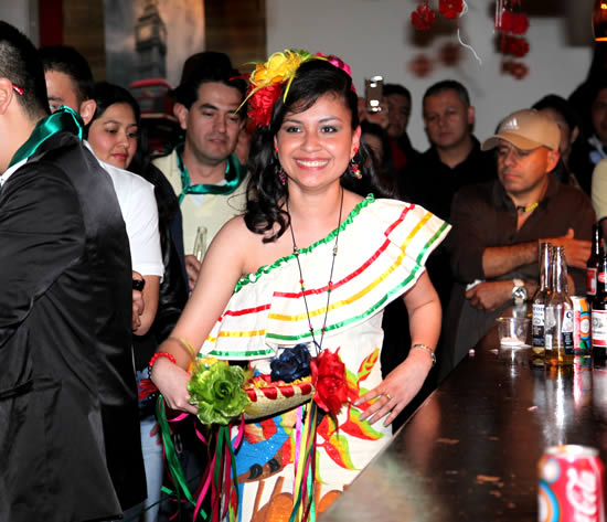 Génesis Dayana Chávez Medrano fue nombrada miss Tradición Cruceña 2012 ...