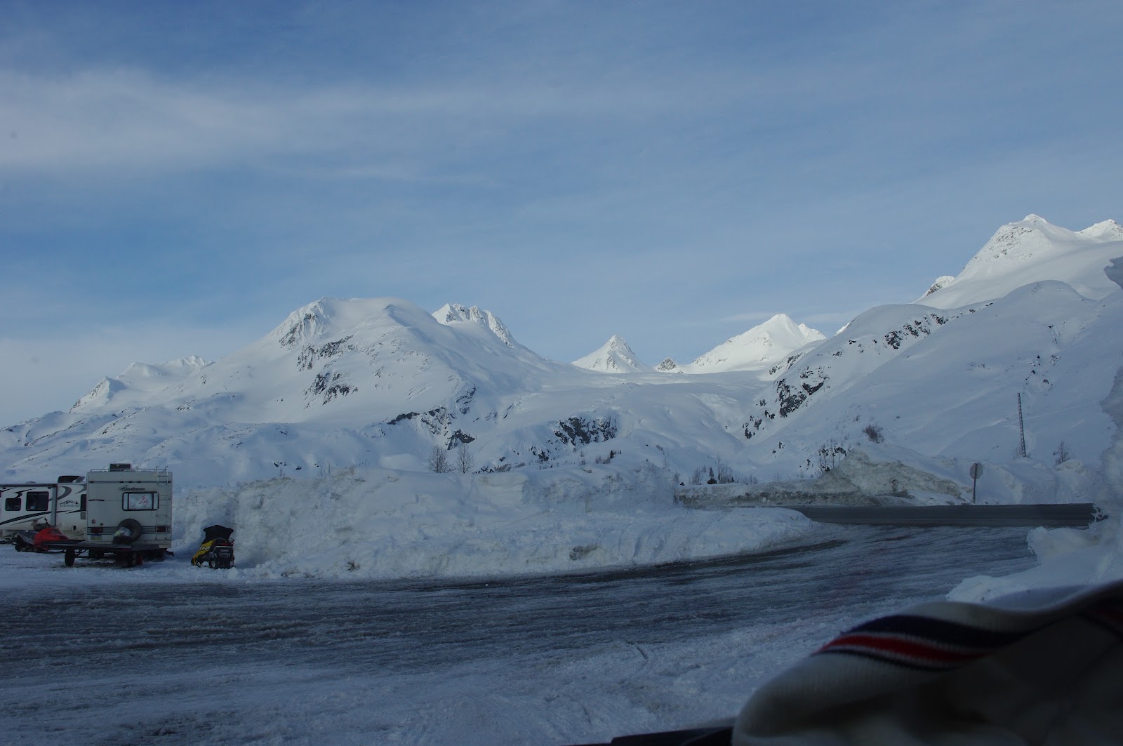 Ski = MC Squared: Trip Report - Thompson Pass, Alaska 3/30/12