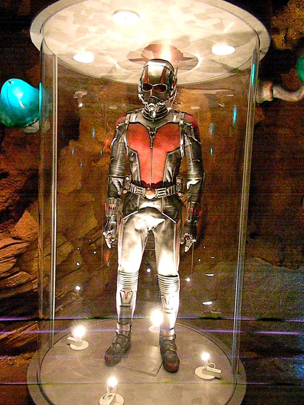 The Mouse Minute (Formerly Brad's Everything Disney Blog): Ant-man ...