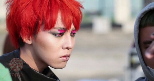 iiPancakes-x says..: That XX!! G Dragon and Jennie Kim