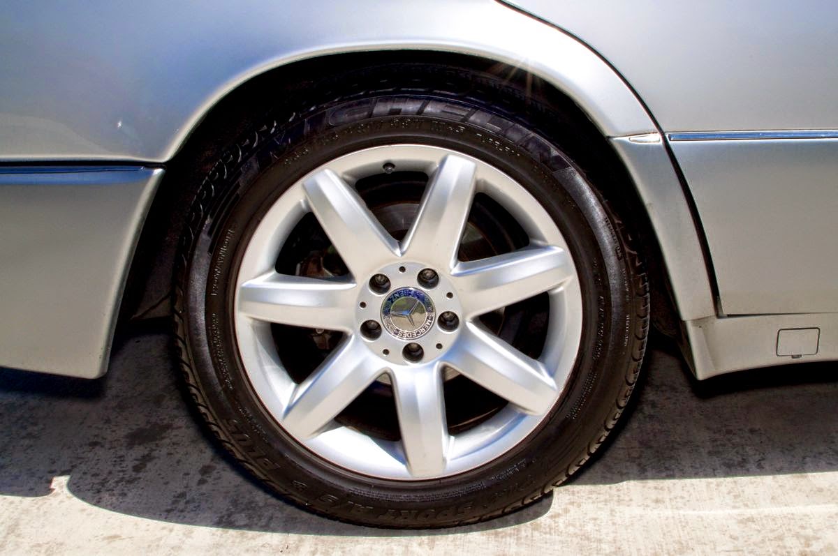 Mercedes-Benz 500E W124 Silver | BENZTUNING