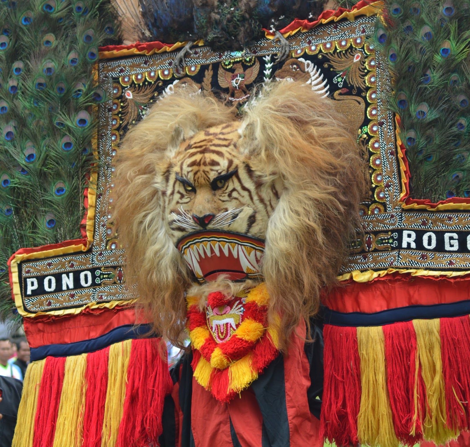 dwp-djbc: REOG...!! REOG...!! :)
