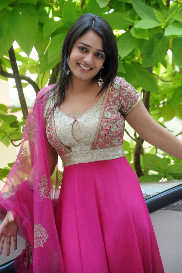 Nikitha Latest Photo Stills - Tollywood Photo Spotlite