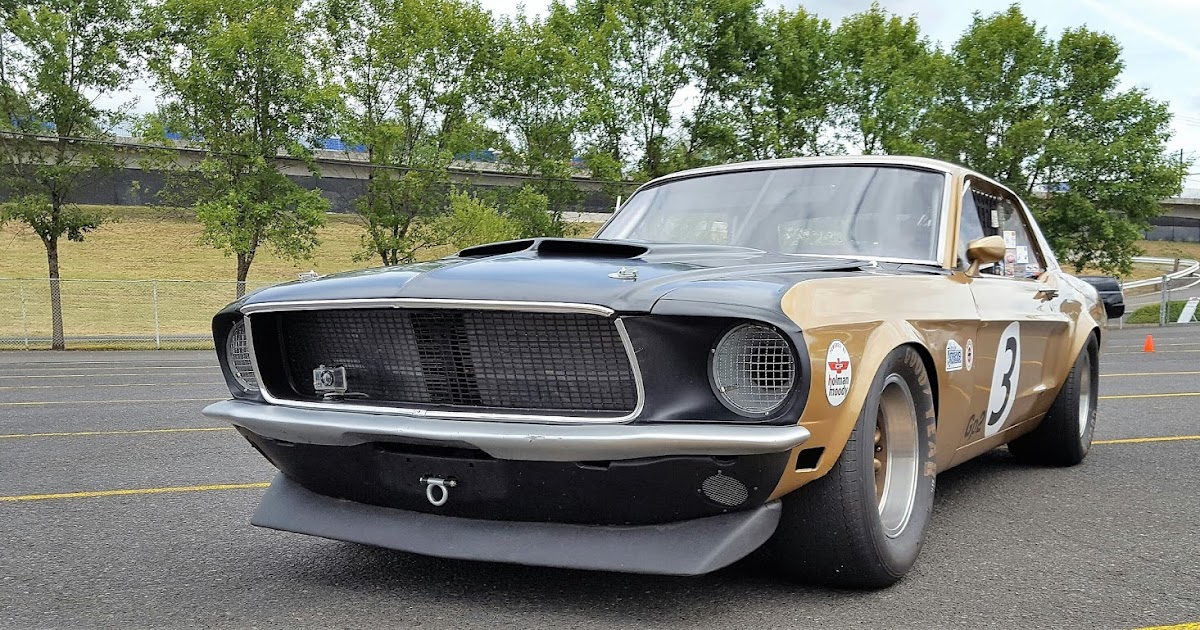 POPPA WHEELIE: 1967 Trans Am Mustang
