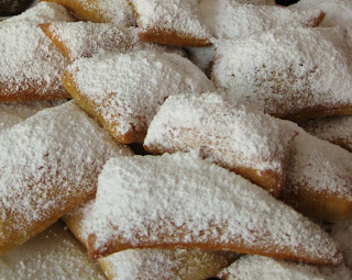 Baking Outside the Box: Beignets