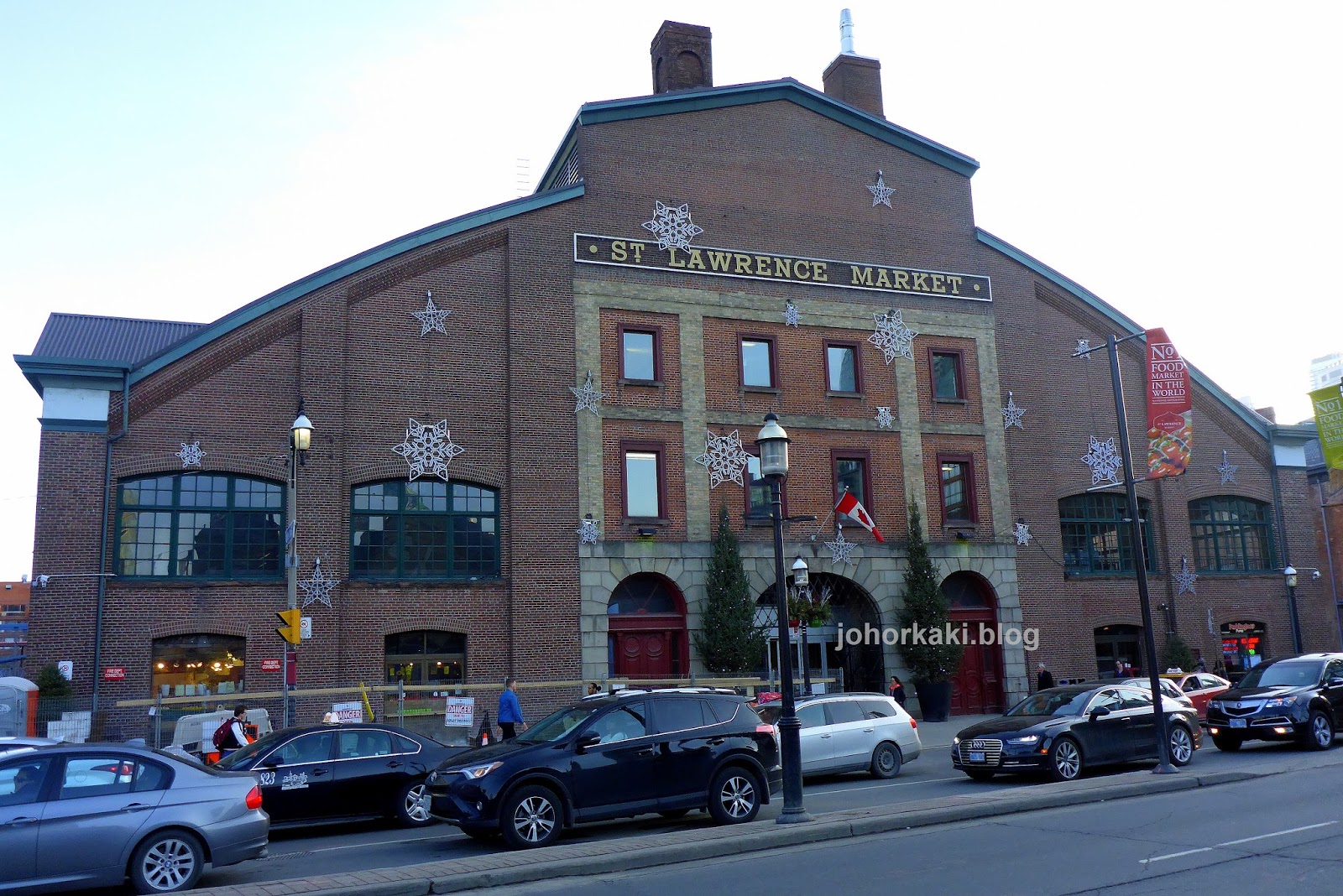 The Grand Old St. Lawrence Market. Toronto Must Visit Attraction |Tony ...