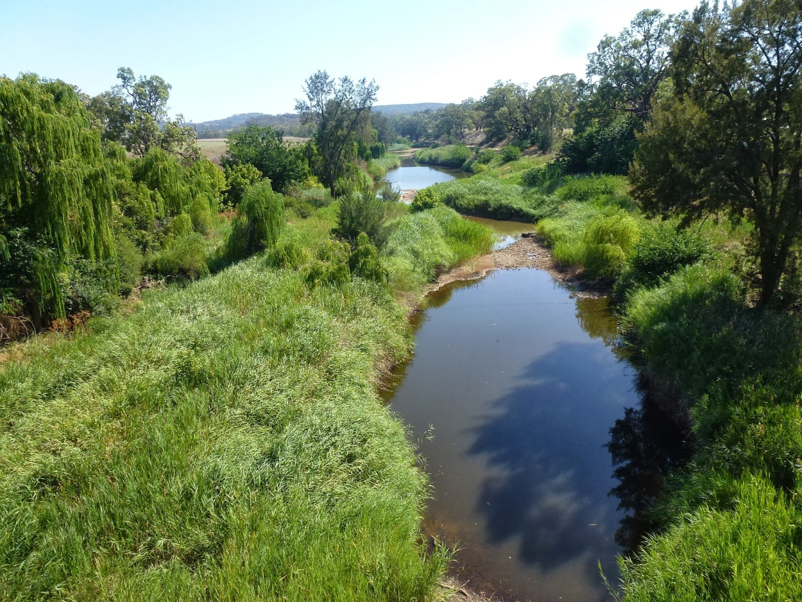Our Aussie off grid heaven: Been away to Binnaway