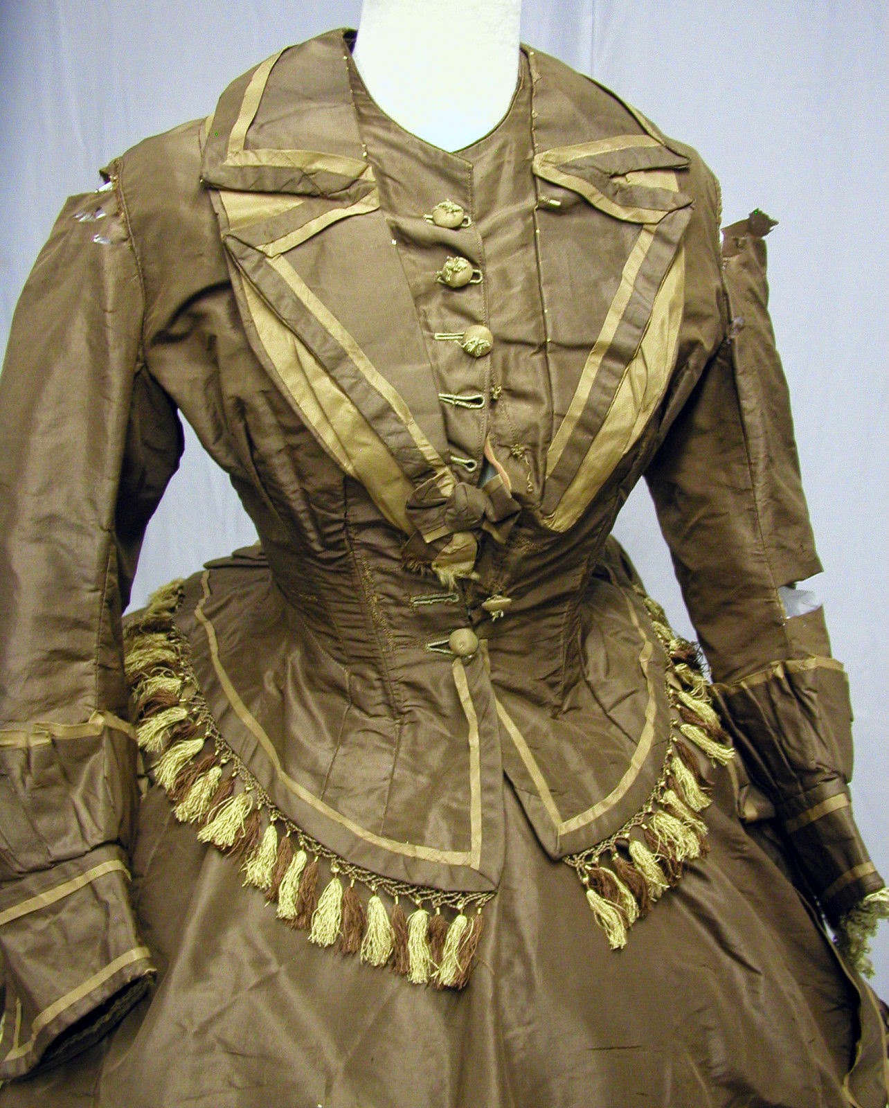 All The Pretty Dresses: 1870's Bustle Dress
