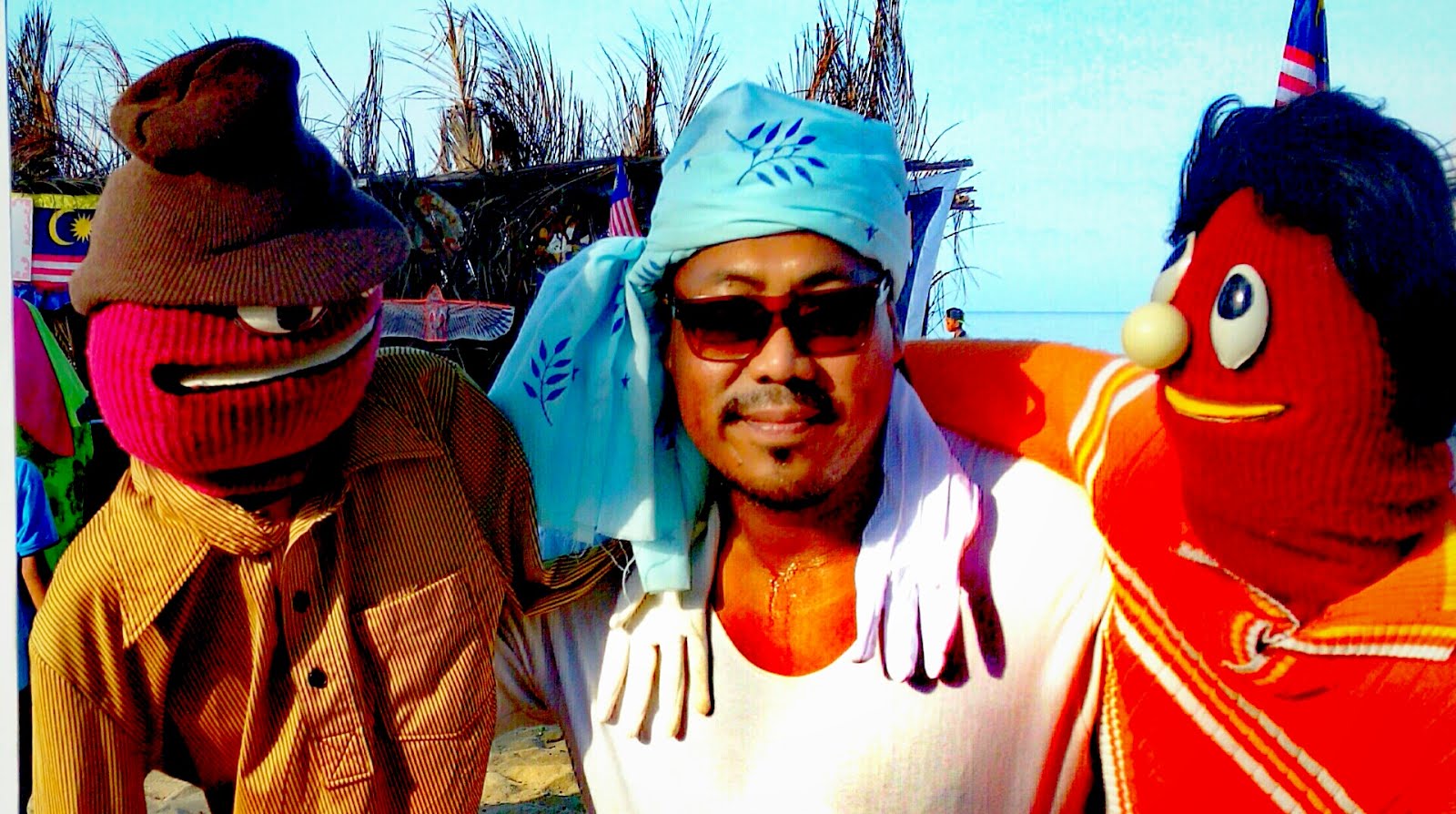 AZAHA OTHMAN: Galeri Gambar Bersama Artis