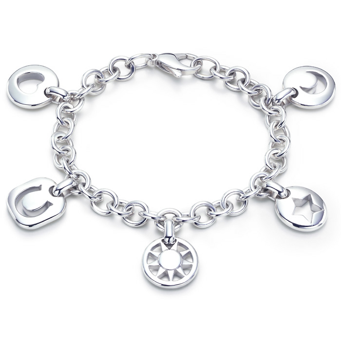 Layabout: Beautiful charm bracelets