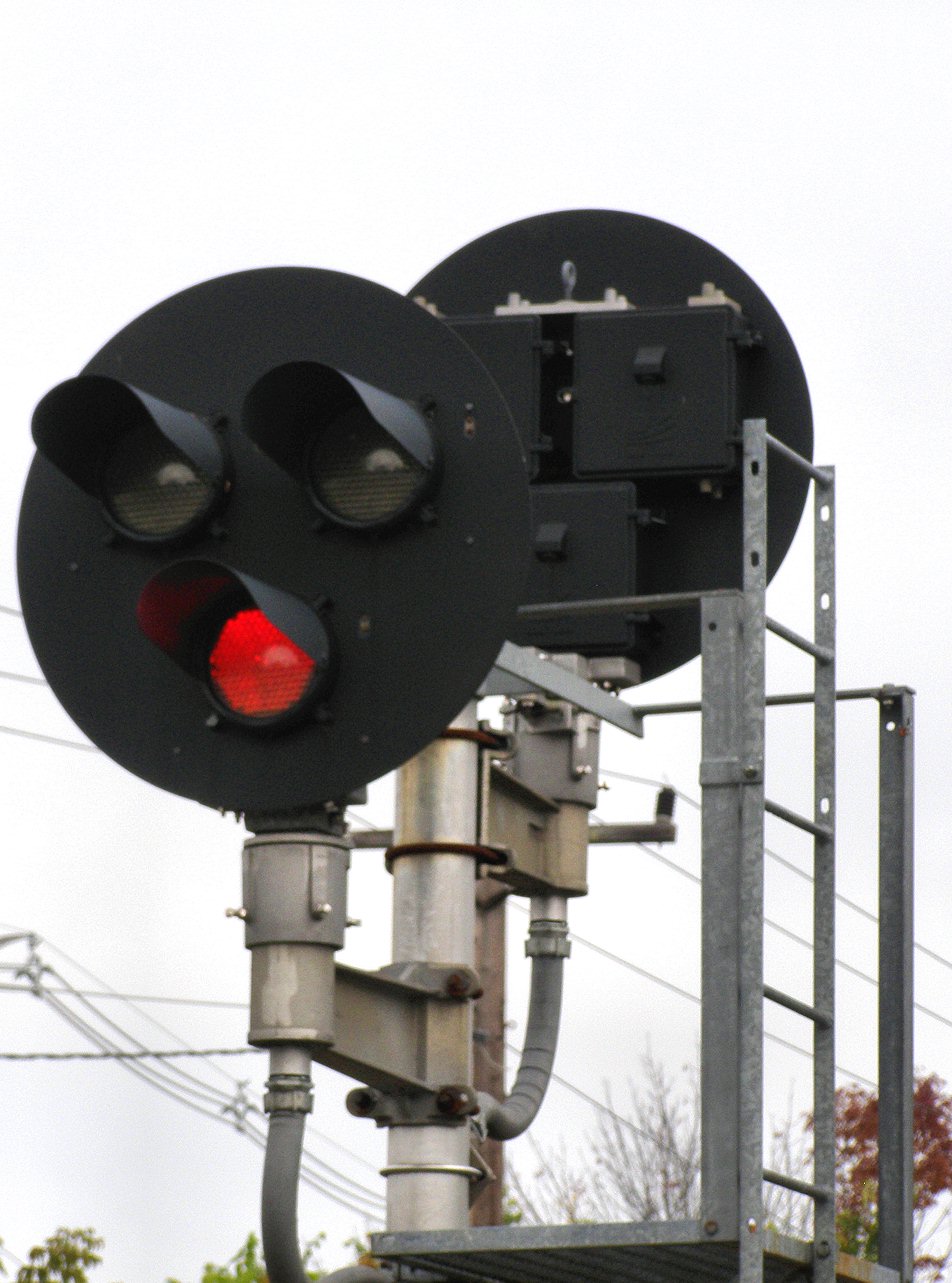 The Position Light: To G or not To G