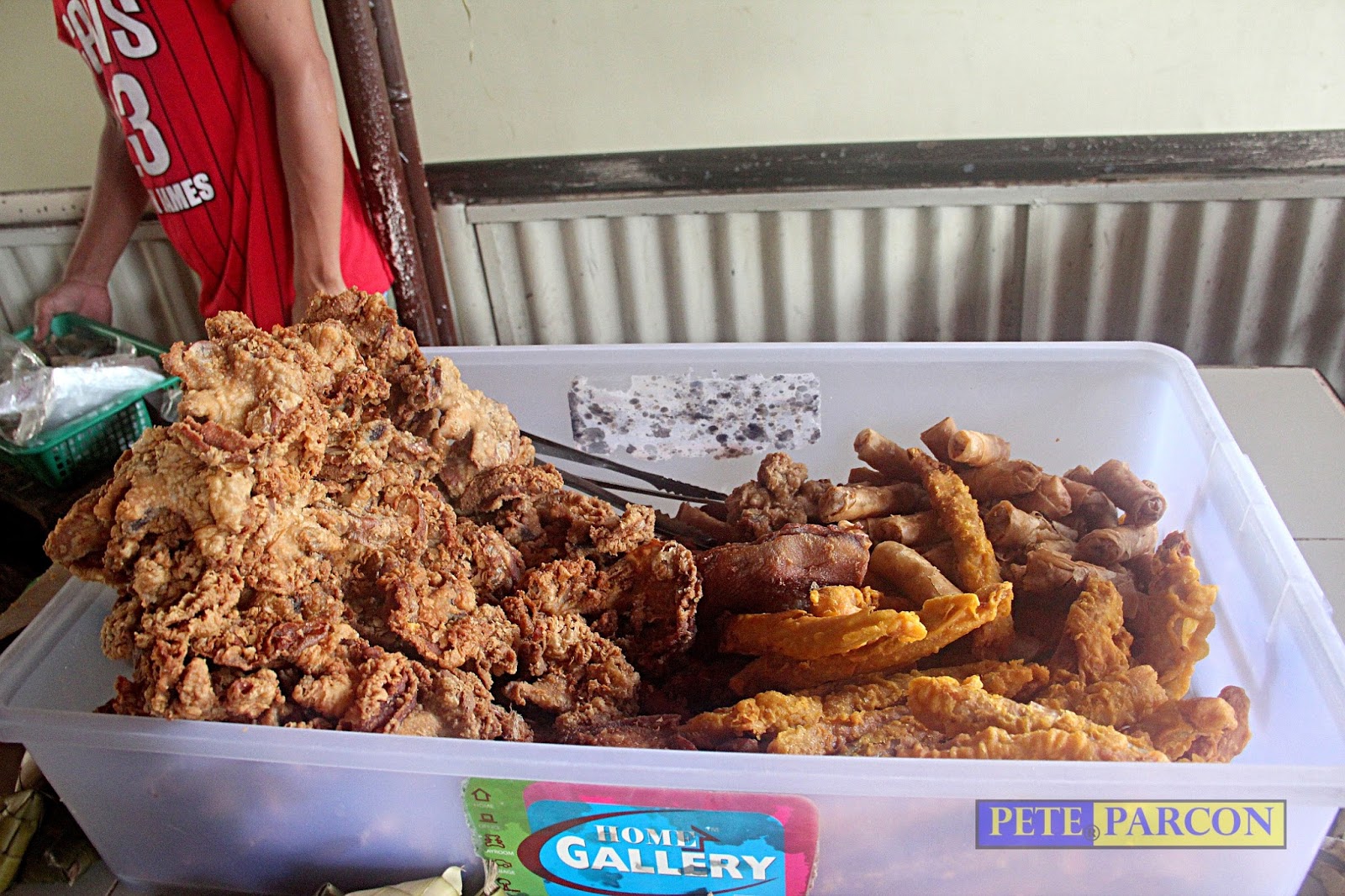 Hole In The Wall Of Cebu: Eat Like A Local At The Pungko-Pungko sa Fuente