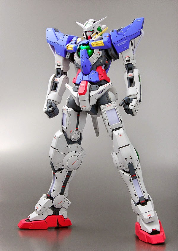Custom Build: 1/100 Gundam Exia + Tactical Arms