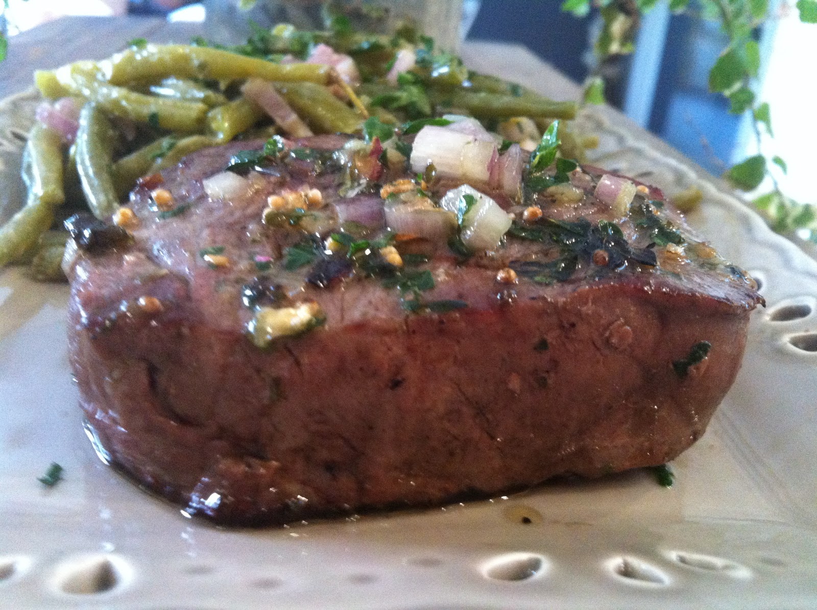 TOURNEDOS DE BOEUF MARINÉS AU BARBECUE