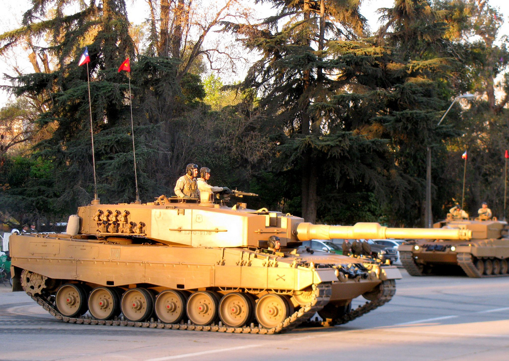 RAZONYFUERZA - Tanques Leopard 1V y 2A4CHL del Ejercito de Chile Parte ...