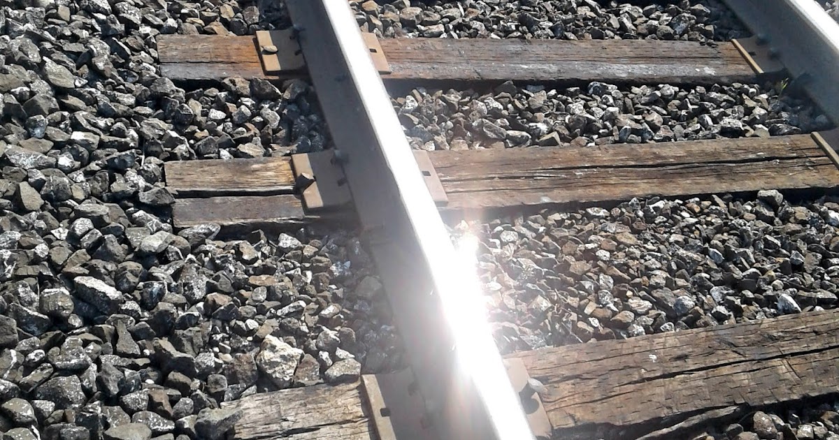 Day One Photography: Shiny Rails