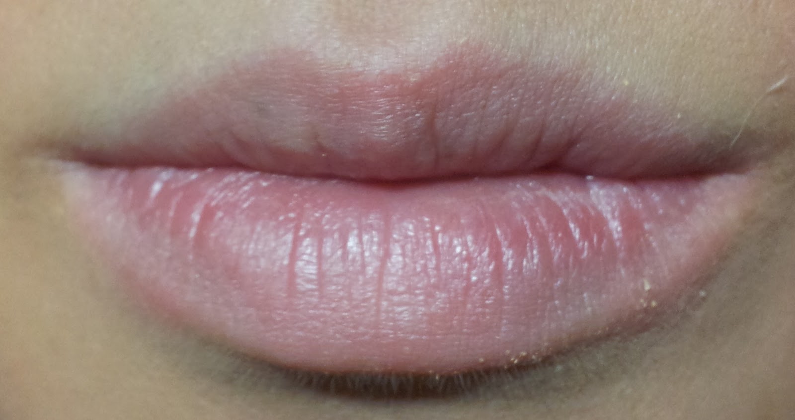 The Clover Beauty Inn: New! Maquillage Essence Glamorous Rouge