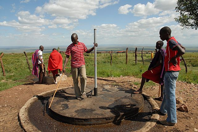 Biogas project at Masai village Kenya ~ Biogas Plant (Anaerobic ...