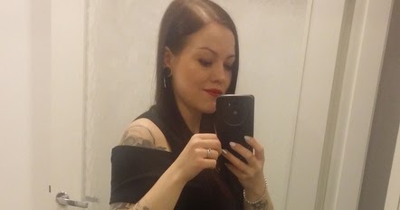 Jasmiina Hoo: Alkuraskaus