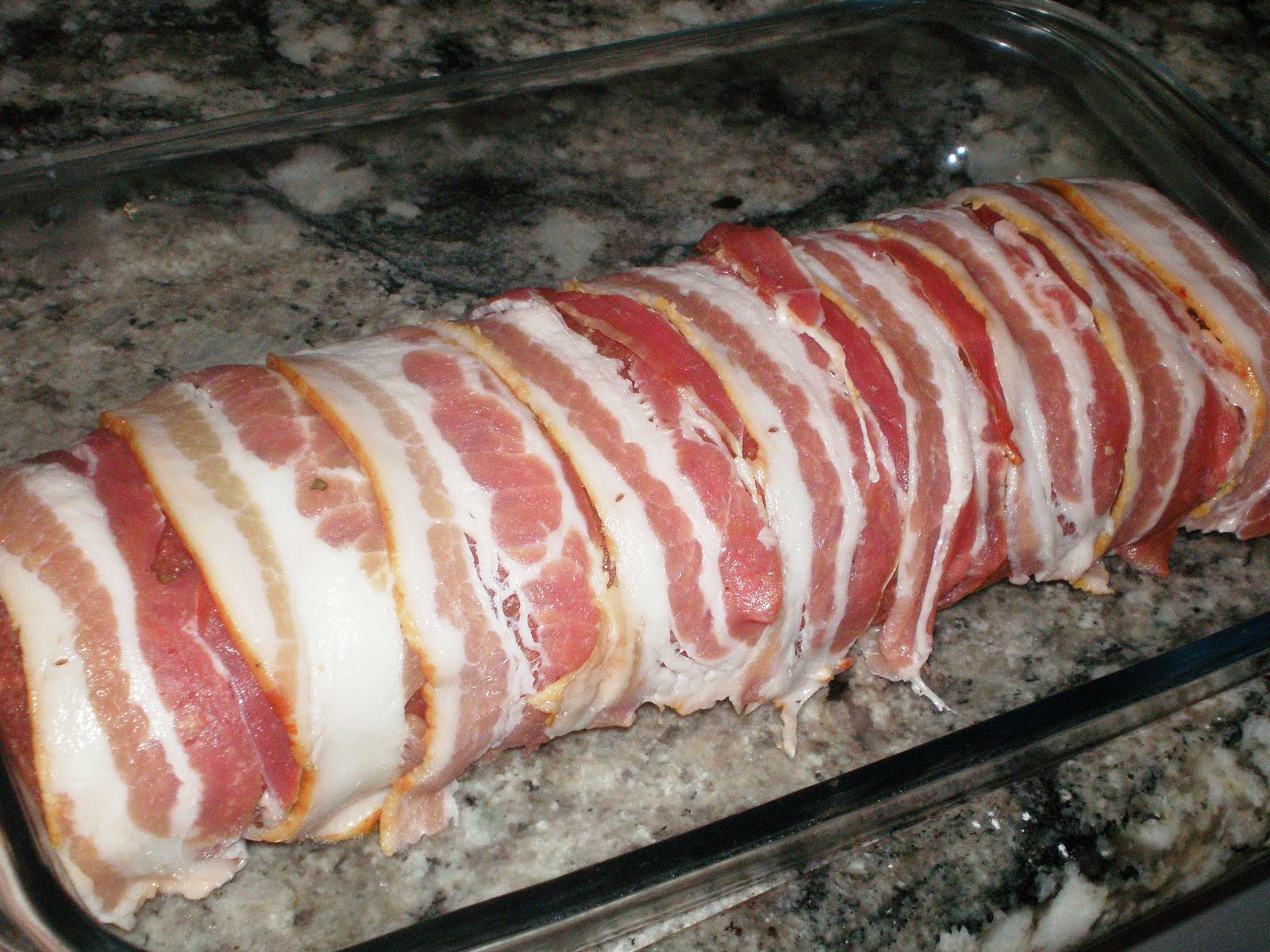 SIMPLES DE FAZER: Rocambole de Carne Moída