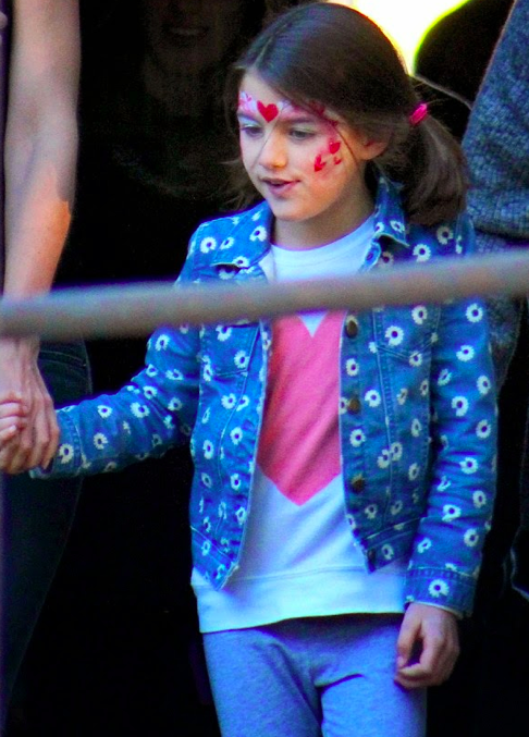 Suri Cruise Fashion Blog: December 2014: Suri celebrated New Years at ...