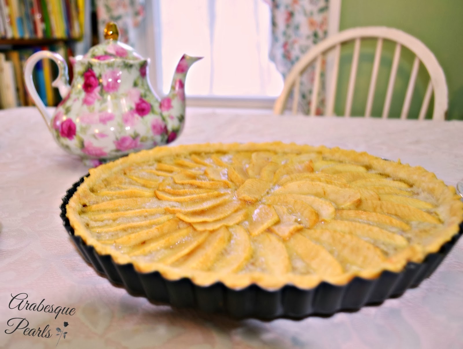 Arabesque Pearls: French Apple Tart (Tarte de Pommes)
