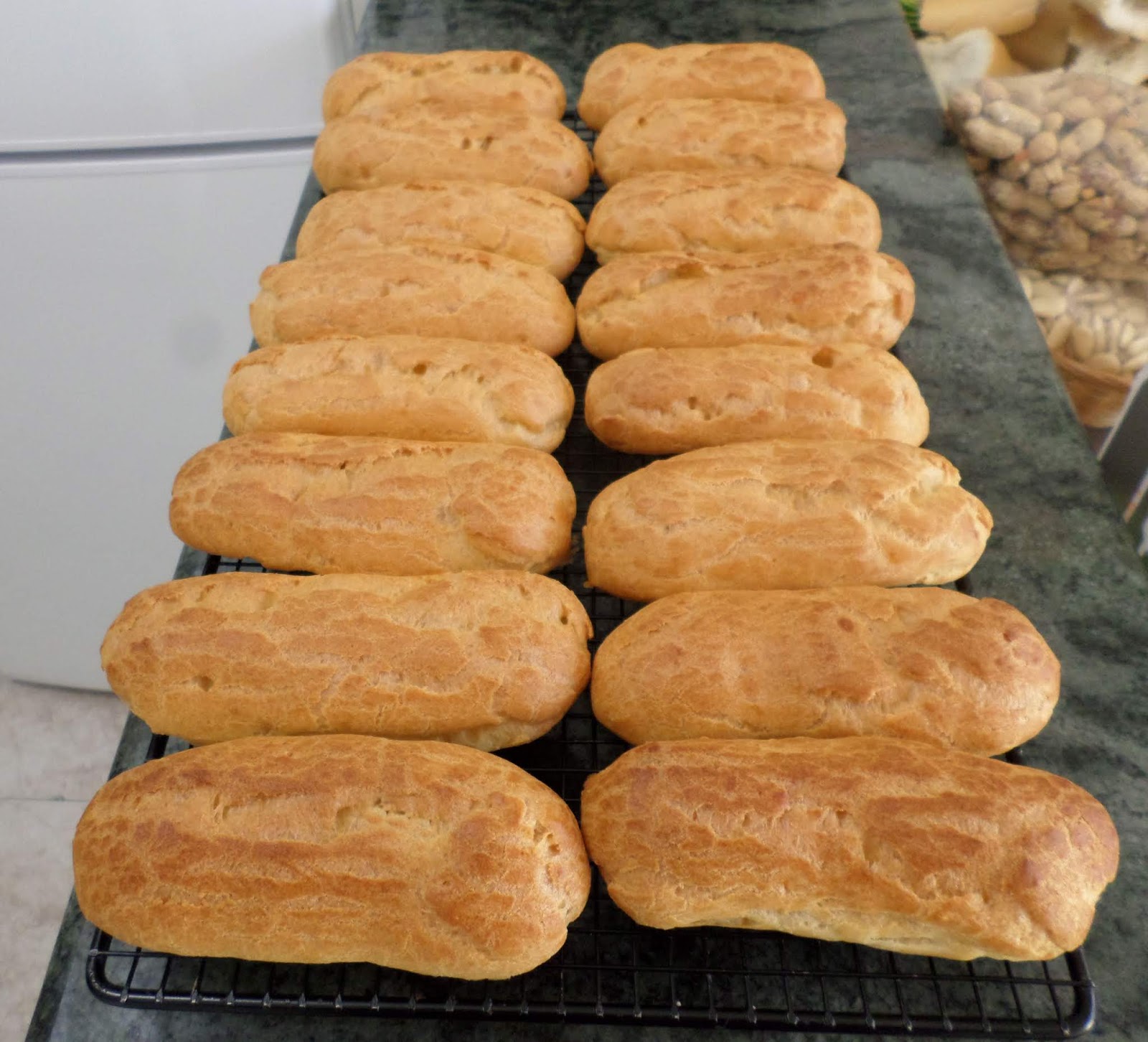 Mi pastelería: Relámpagos rellenos de crema de dulce de leche