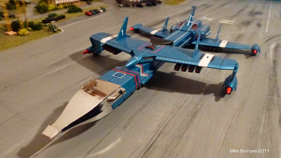 SCOOP'S SPACE: AOSHIMA ZERO X THUNDERBIRD VERSION