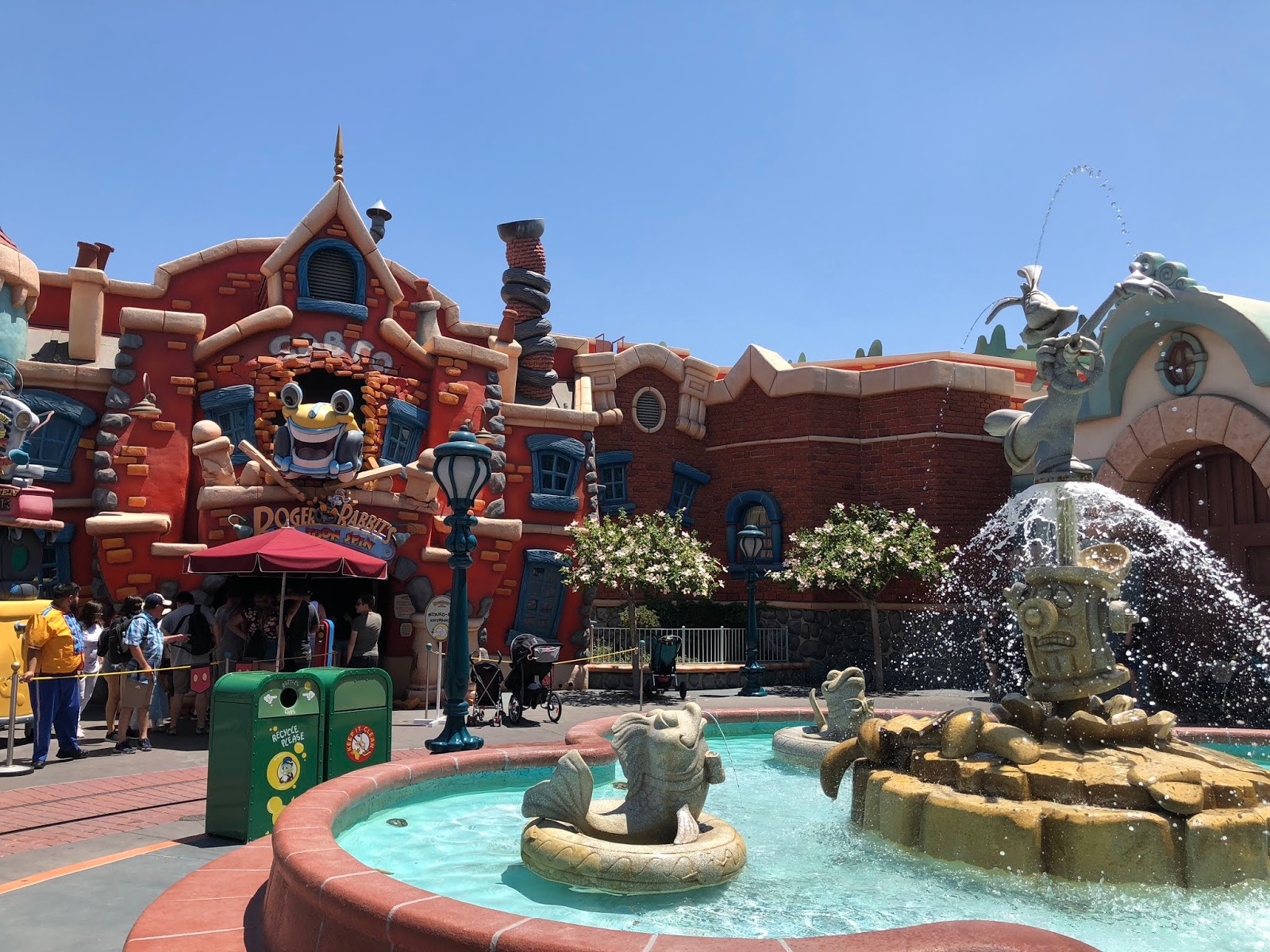 Insights and Sounds: Theme Park Commando: Disneyland Resort in One Day ...