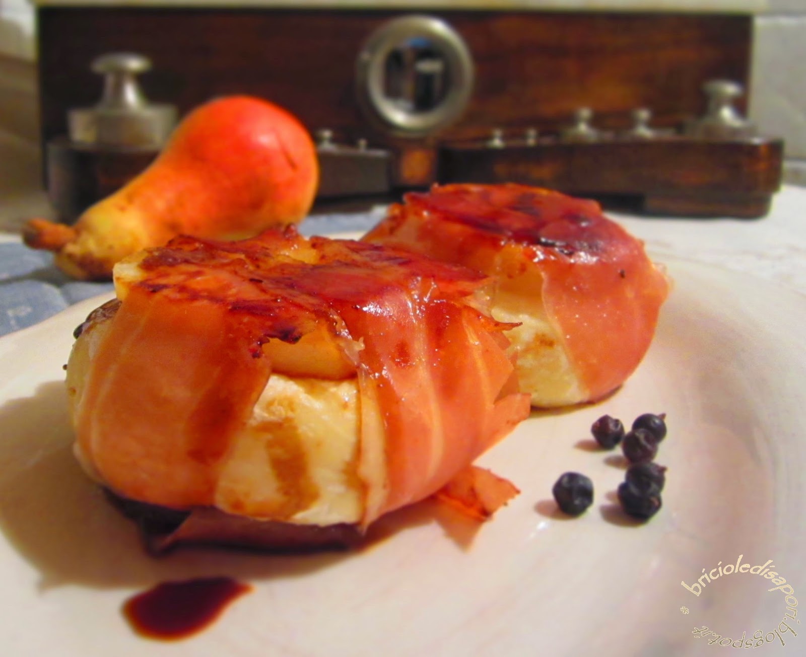 Tomini con pere, culatello e Aceto balsamico tradizionale di Modena D.O ...