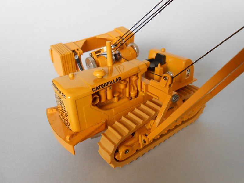 MiniMovers: MODEL REVIEW! Caterpillar 594 Pipelayer [Gescha 1:50]