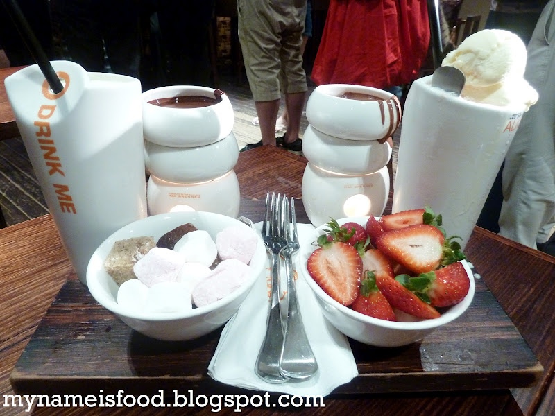 Max Brenner, South Brisbane, Brisbane - my name is Food.