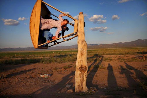 OLTRE IL MURO: ARTE e FOTOGRAFIA: STEPHANIE SINCLAIR | PHOTOGRAPHER