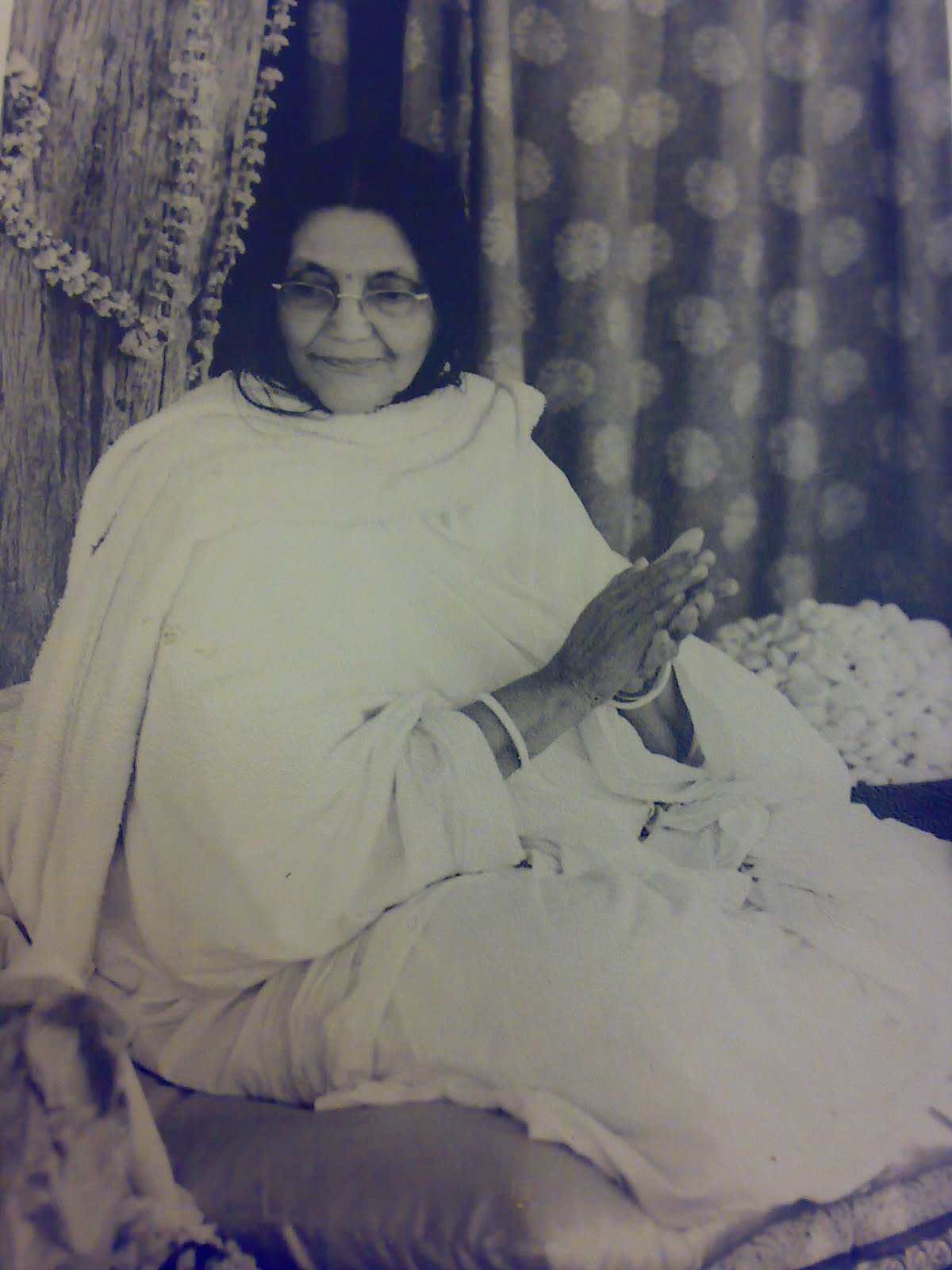Radheshwari: Sri Sri Anandamayi Ma