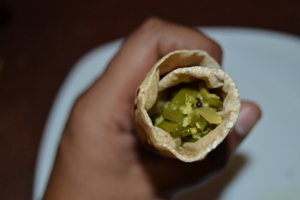 Vaniensamayalarai: Pulka Fulka (Indian soft bread) with broad beans