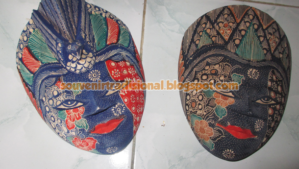 Topeng Batik Kayu | Souvenir Tradisional