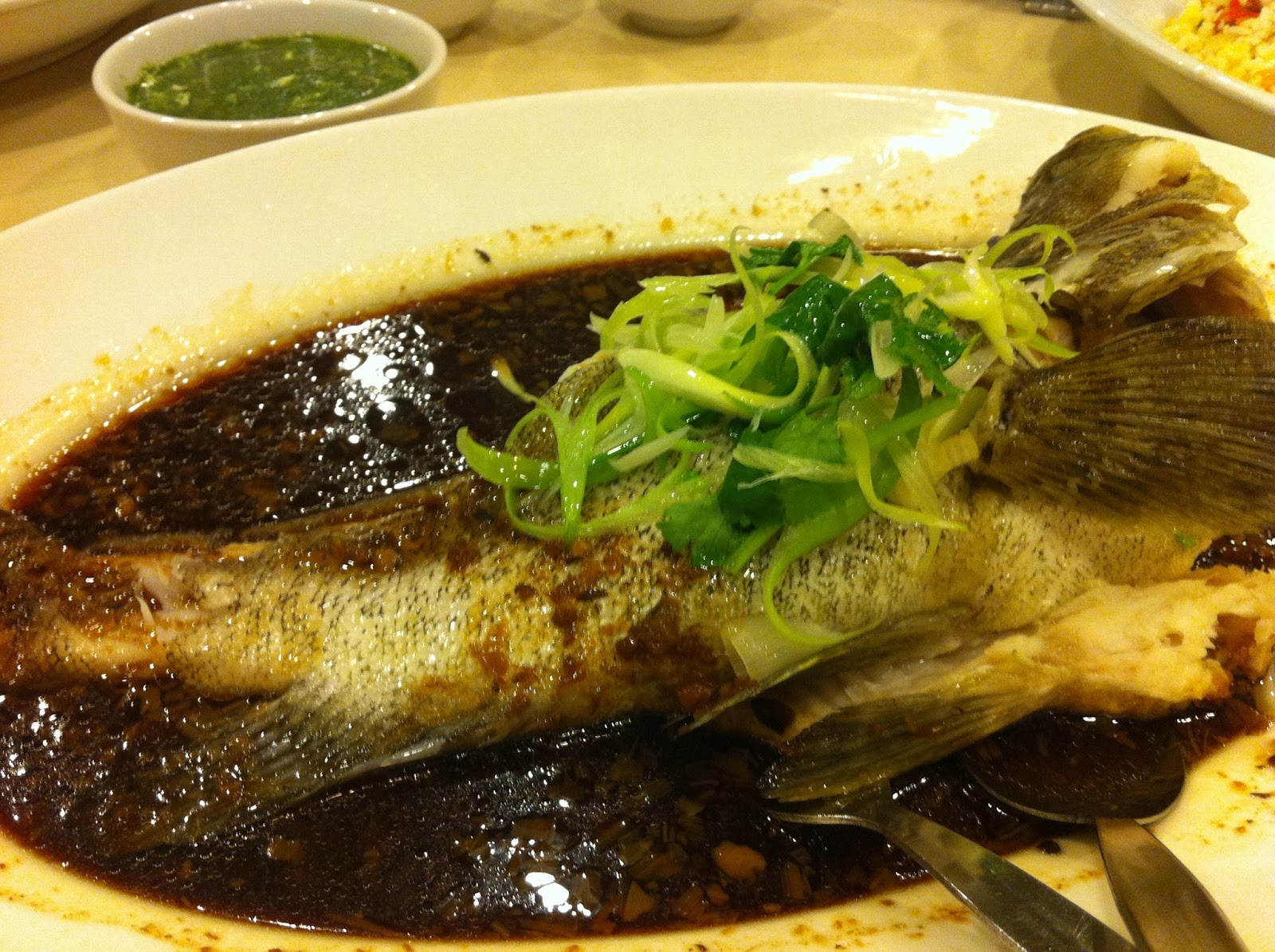 Cafe Mobility: Emerald Garden Restaurant at the Roxas Boulevard