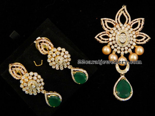 Simple Floral Diamond Pendant - Jewellery Designs