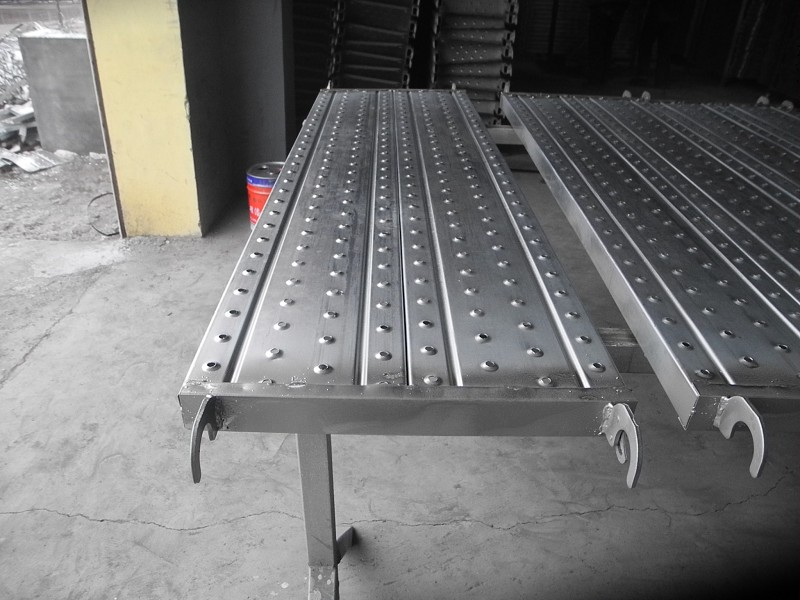 Metal Plank - STEGER SCAFFOLDING DEPOK