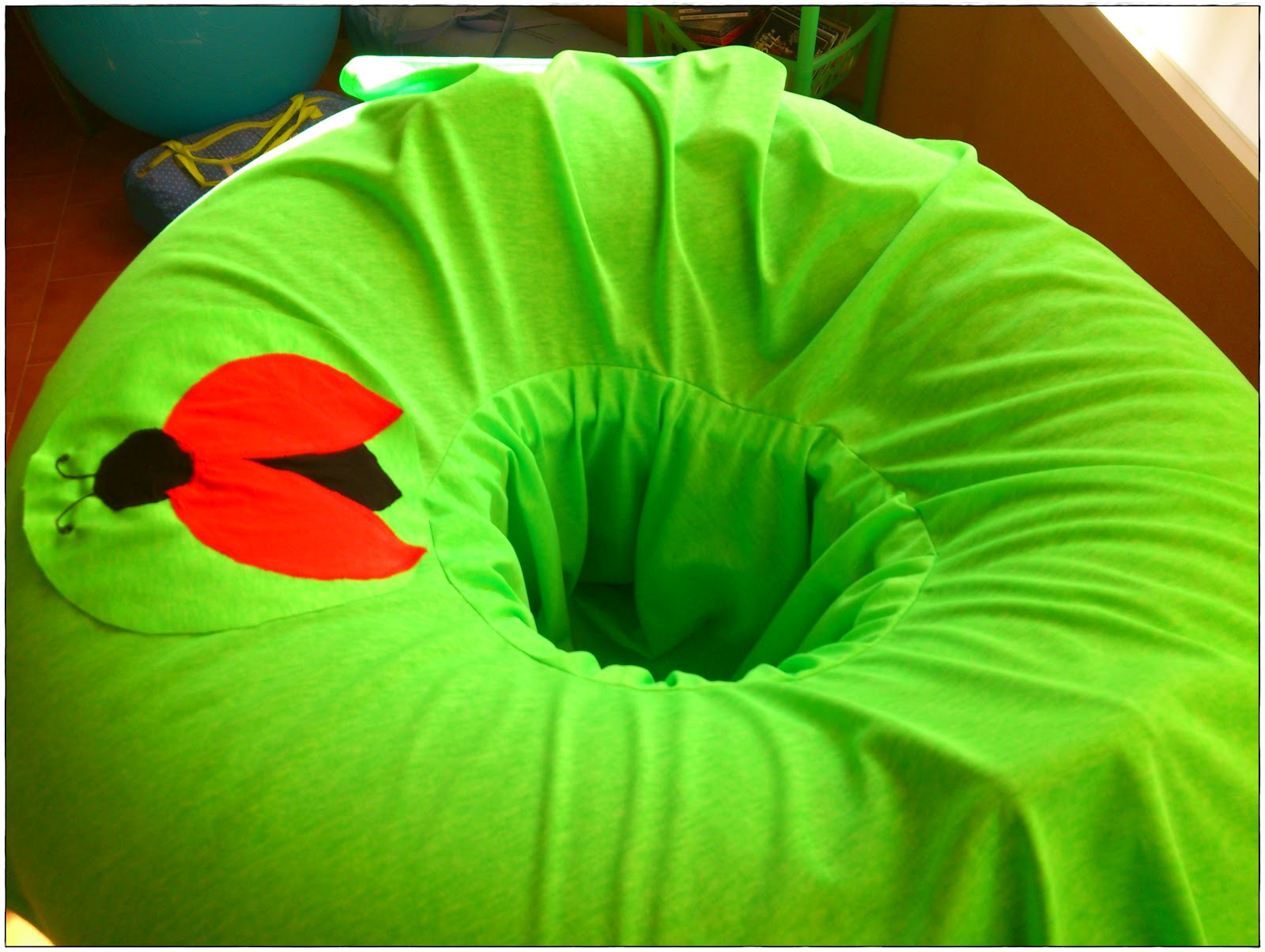 Piti Kukkua: Sewing: Inflatable Play Donut for Baby