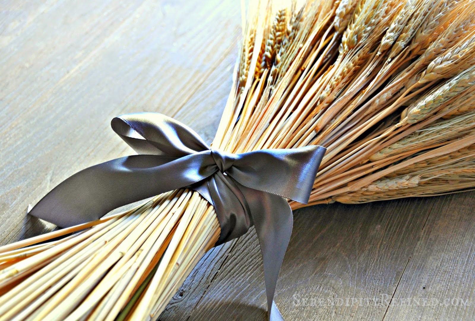 Serendipity Refined Blog: DIY Fall Wheat Bundle Table Decoration