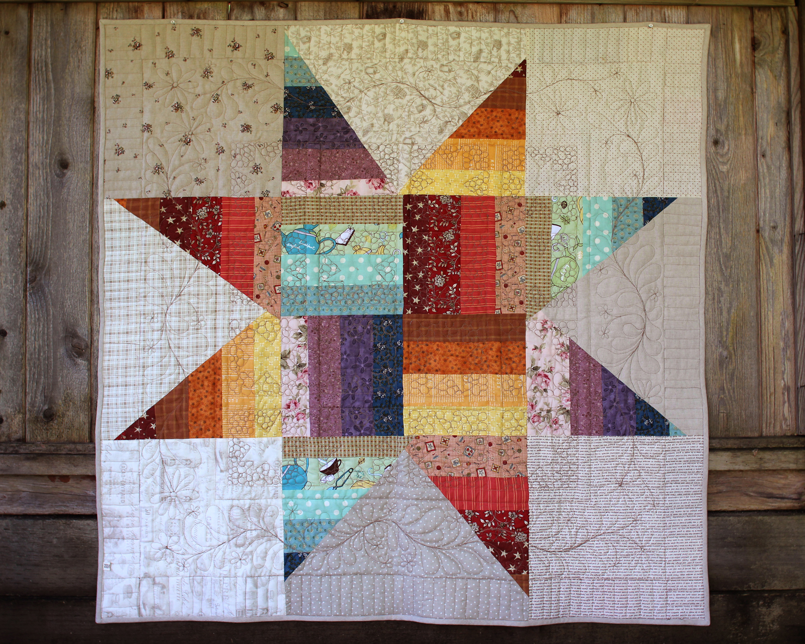 PatchworkPottery: Rainbow Star Quilt