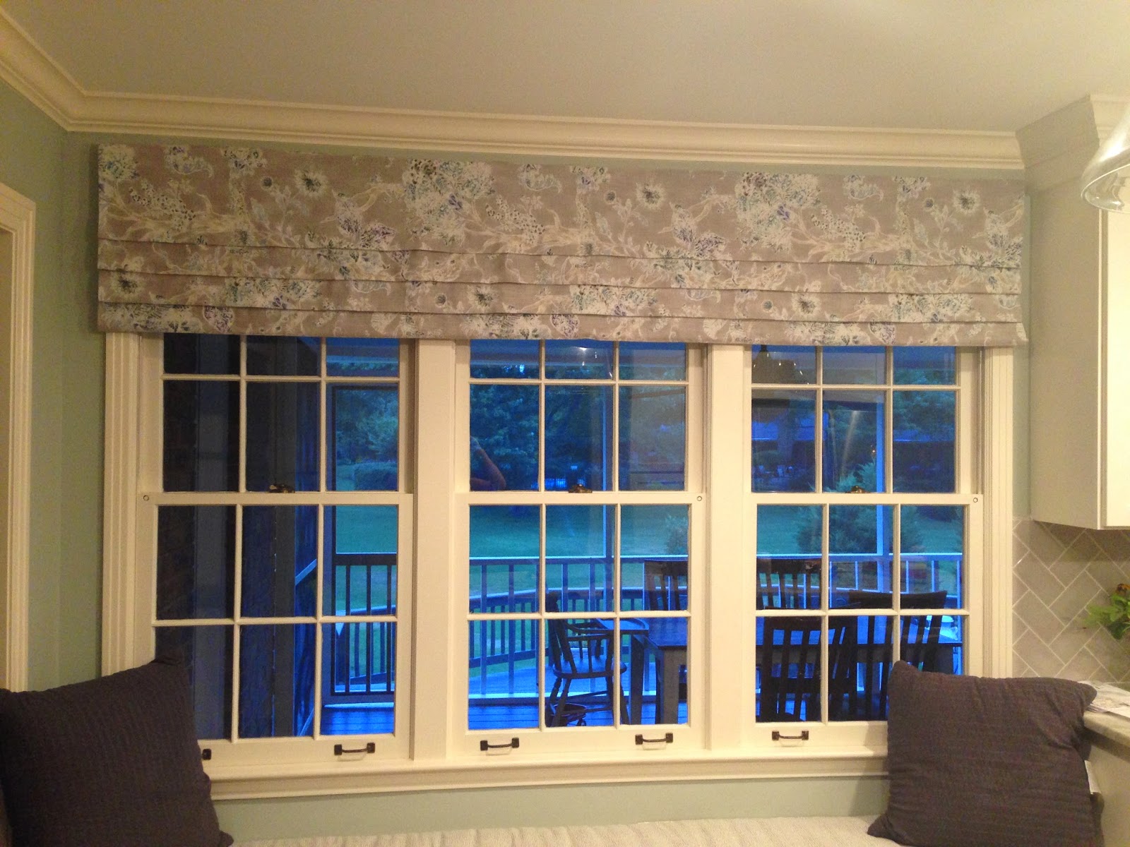 Custom Sewing for Home Decor by Christine Adcock: Fixed Flat Roman Shades
